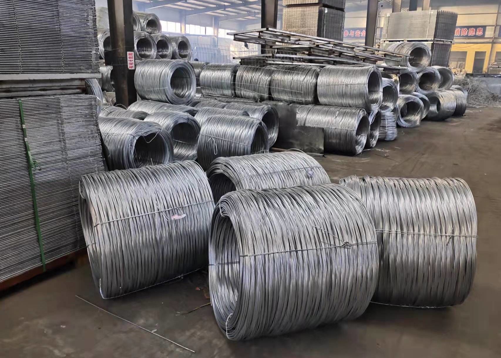 0.3mm bis 4.0mm galvanisierten Eisen-Draht 0.2kg zu 200kg/zur Rolle ...